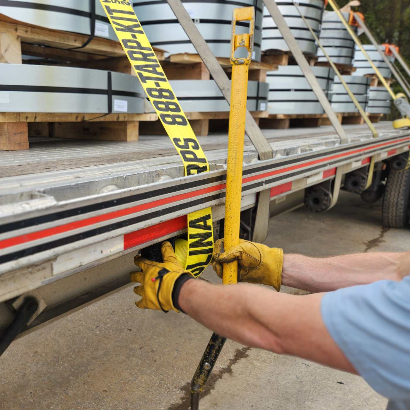 Flatbed Straps 4" x 30' Winch Strap 5,400 WLL Flat Hook - MADE IN USA ...