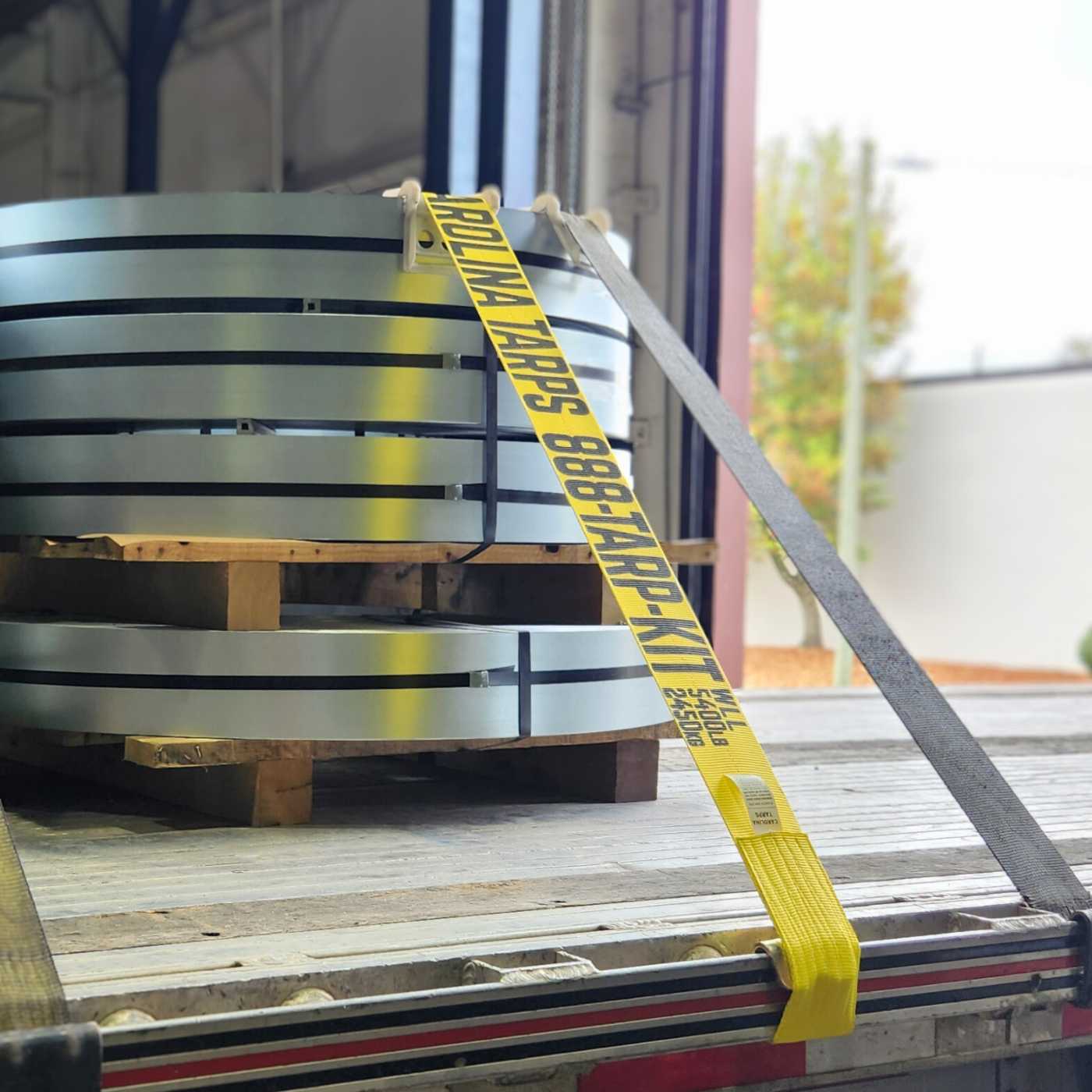 Flatbed Straps 4" x 30' Winch Strap 5,400 WLL Flat Hook - MADE IN USA ...