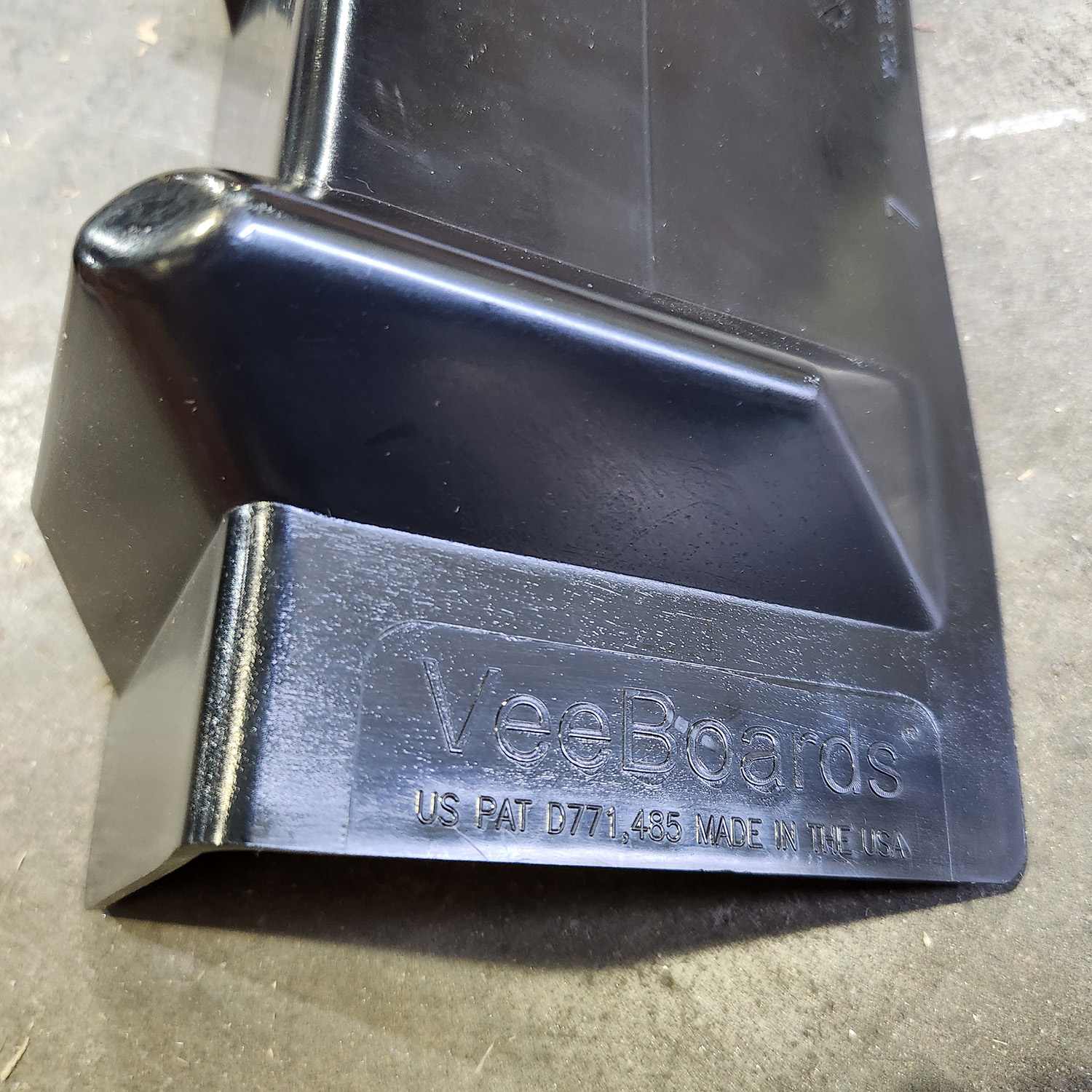 VeeBoards Edge Protectors MADE IN USA | 24-Pack (Black, No Carrying ...